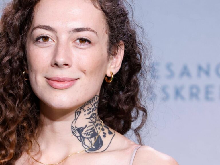 Leila Lowfire Popular People Bio