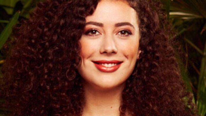 Leila Lowfire Popular People Bio